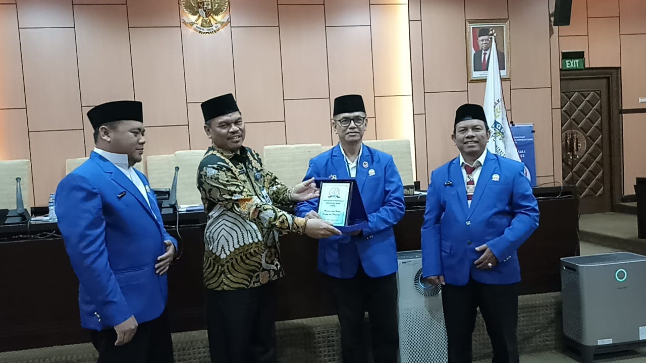 DR H. Habib Ali Alwi MSc Selaku Dewan Pembina GPIB Mengharapkan GPIB ...